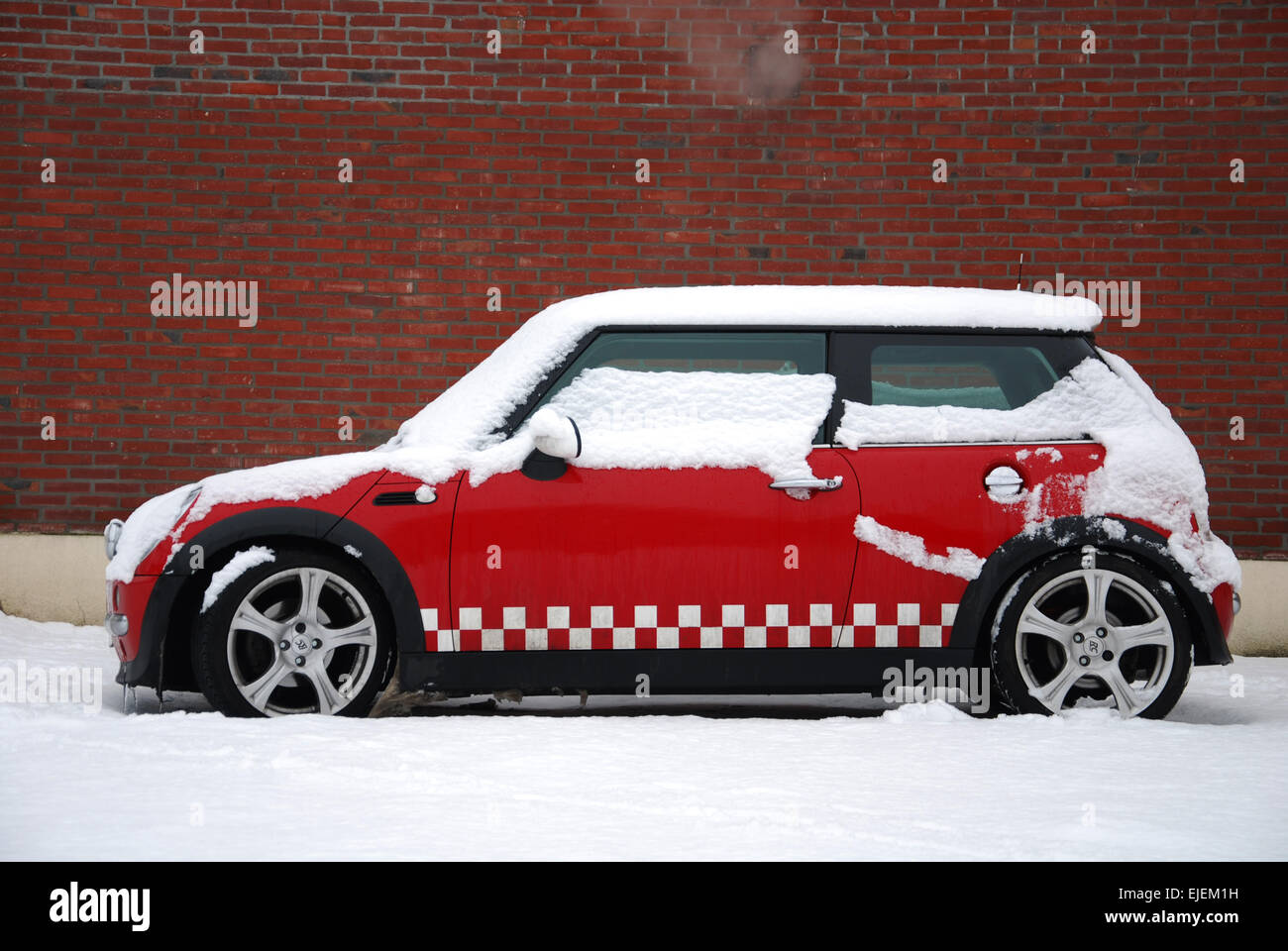 Mini cooper heritage hi-res stock photography and images - Alamy