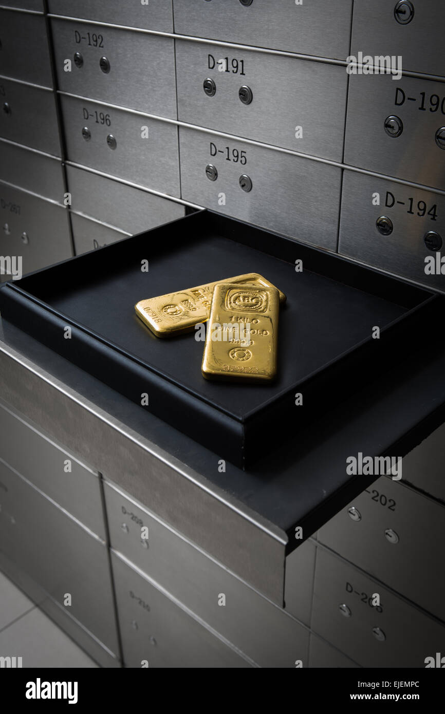 A room full of safety deposit boxes in a bank vault Stock Photo - Alamy