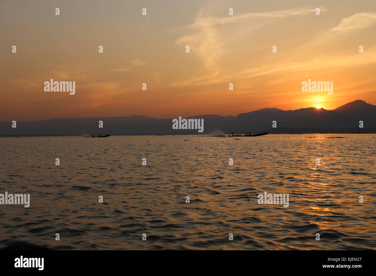Inle Lake sunset Stock Photo - Alamy