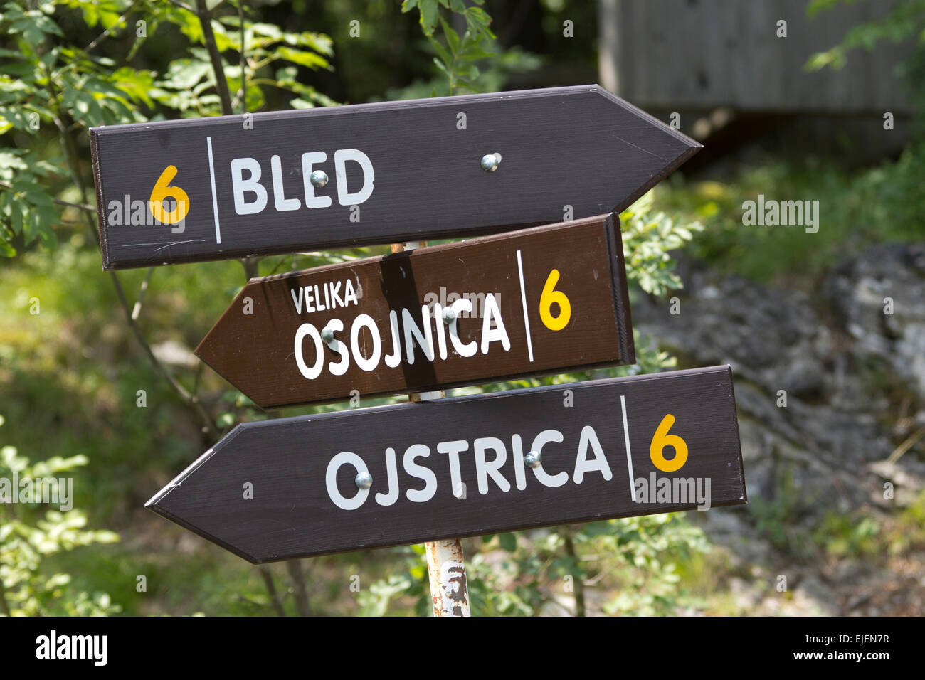 Sign tourist direction indication hi-res stock photography and images ...