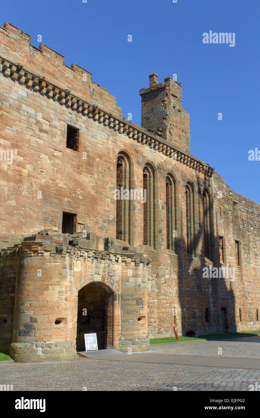 Linlithgow palace mary queen of scots hi-res stock photography and ...