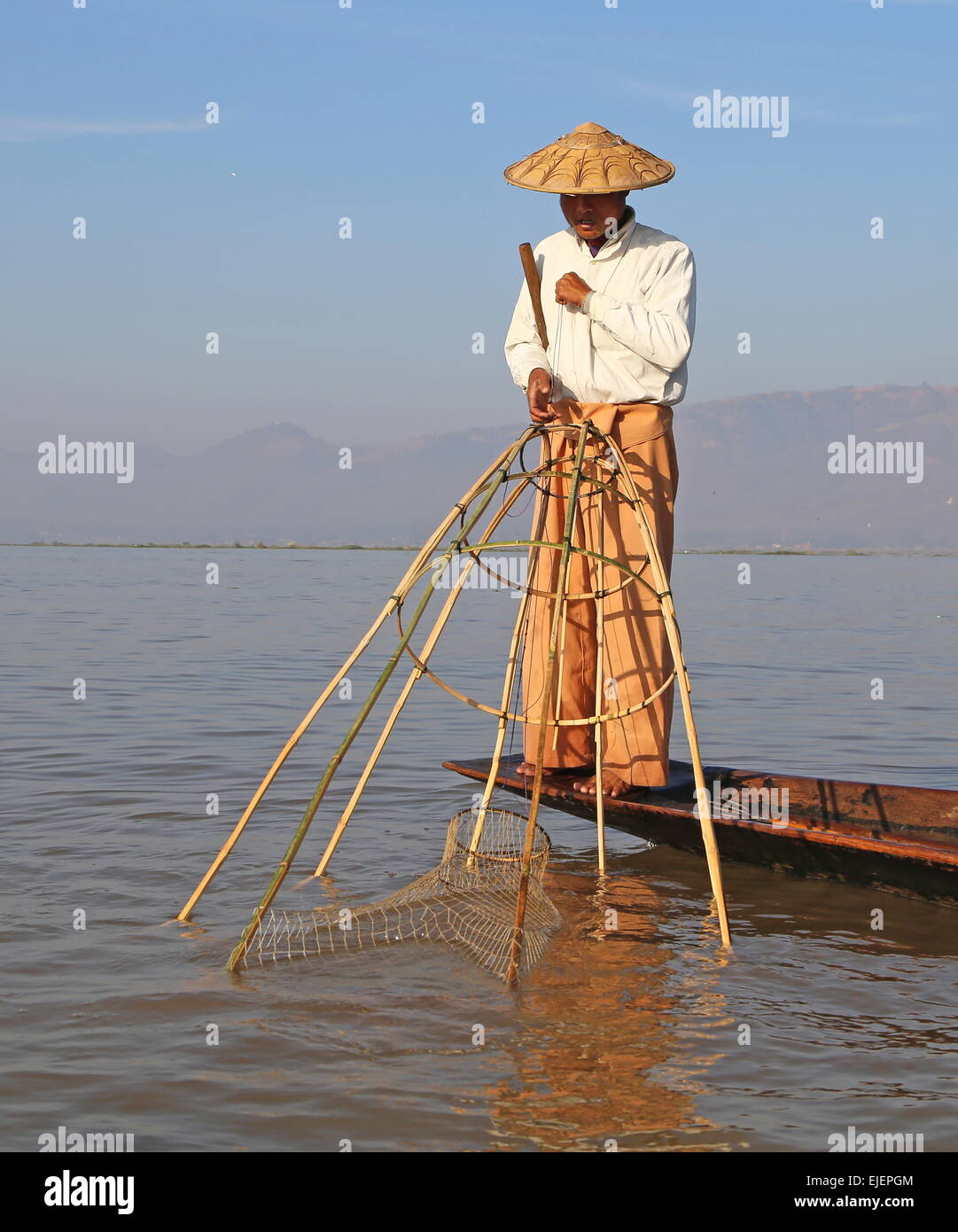 Traditional fisherman hi-res stock photography and images - Alamy