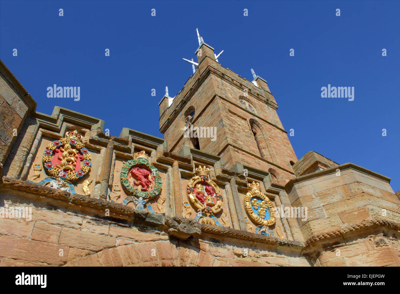 Kirkgate and St Michael's Church Spire Linlithgow Stock Photo - Alamy