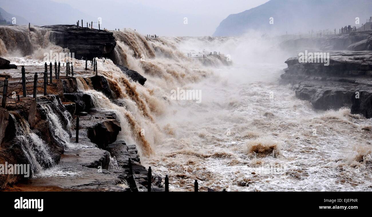 Linfen, China. 25th Mar, 2015. Photo taken on March 25, 2015 shows the ...