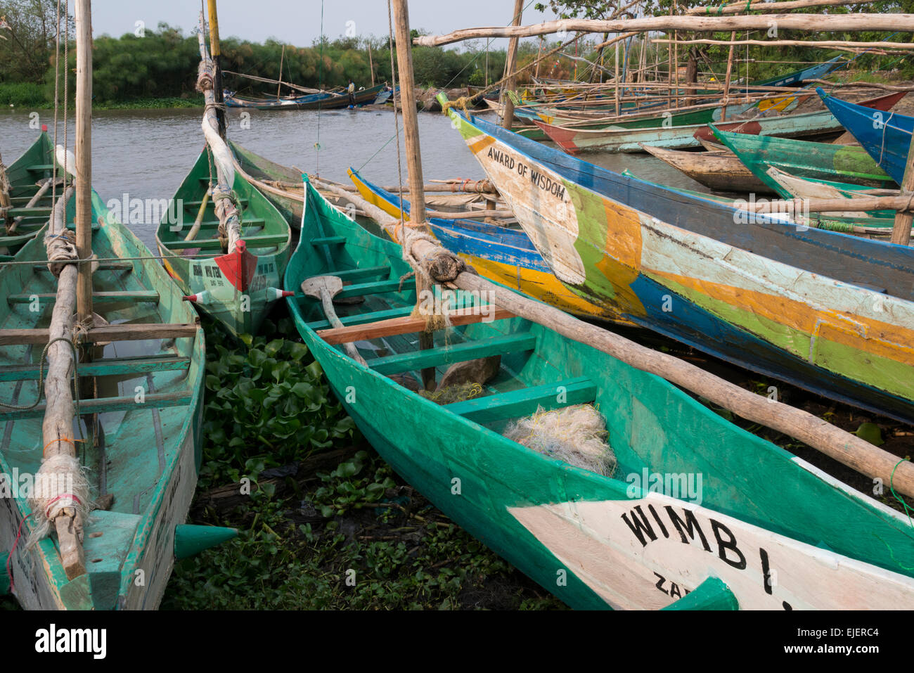 Dunga Beach. Fishermen village. Lake Victoria. Kenya Stock Photo - Alamy