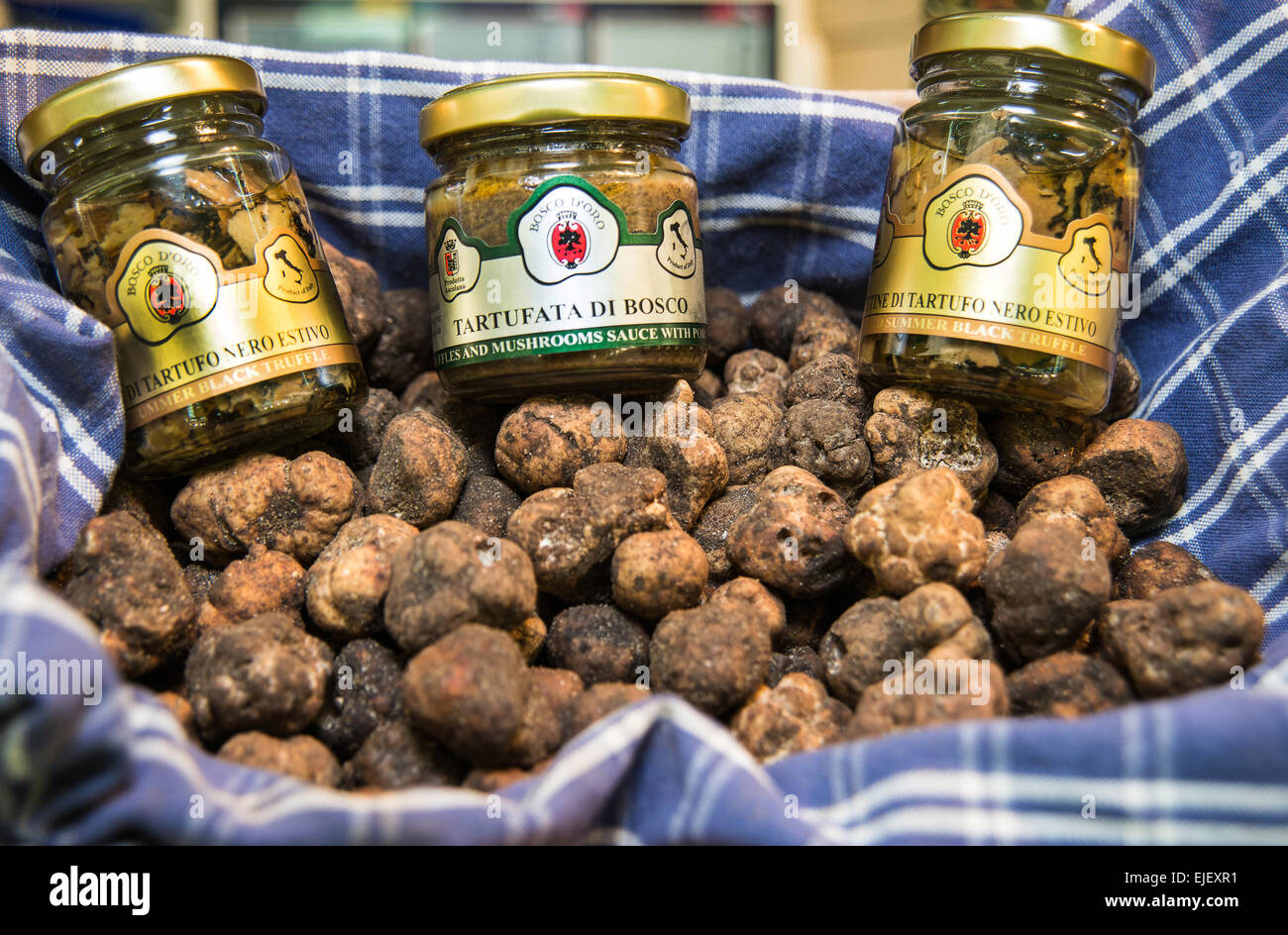 Marche, Fermo, Marche Tipicità, typical 2015, food stand "Bosco d'Oro ...