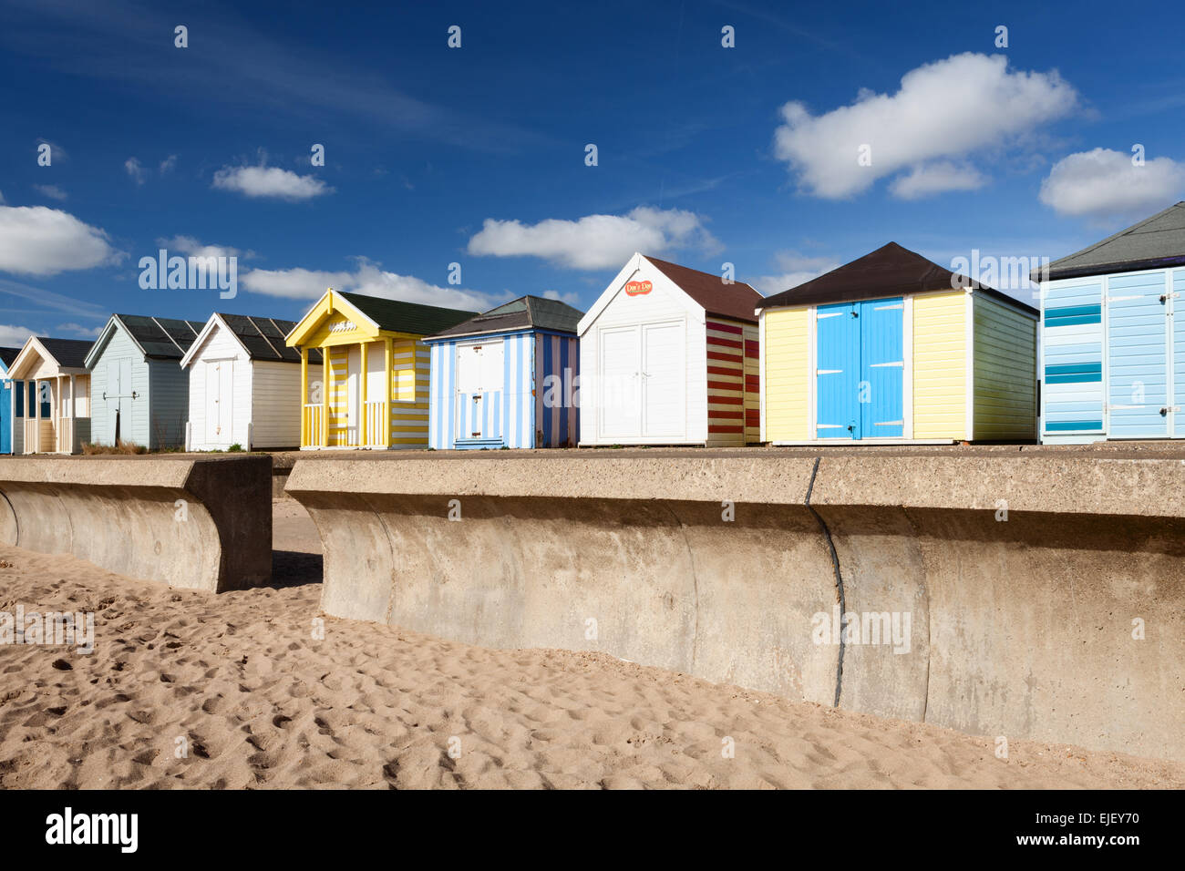 Chapel st leonards beach huts hi-res stock photography and images - Alamy