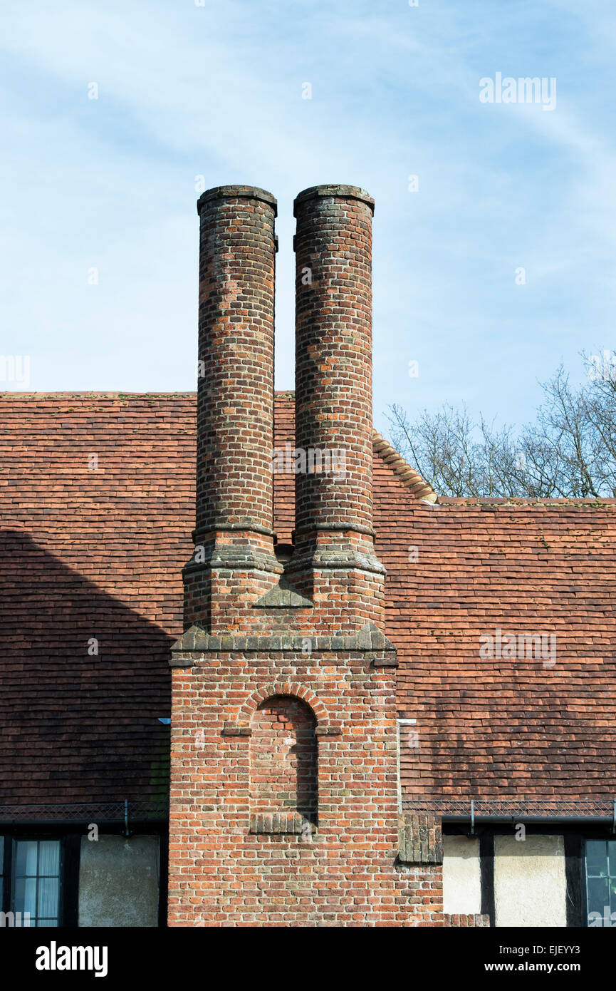English chimney stacks hi-res stock photography and images - Alamy