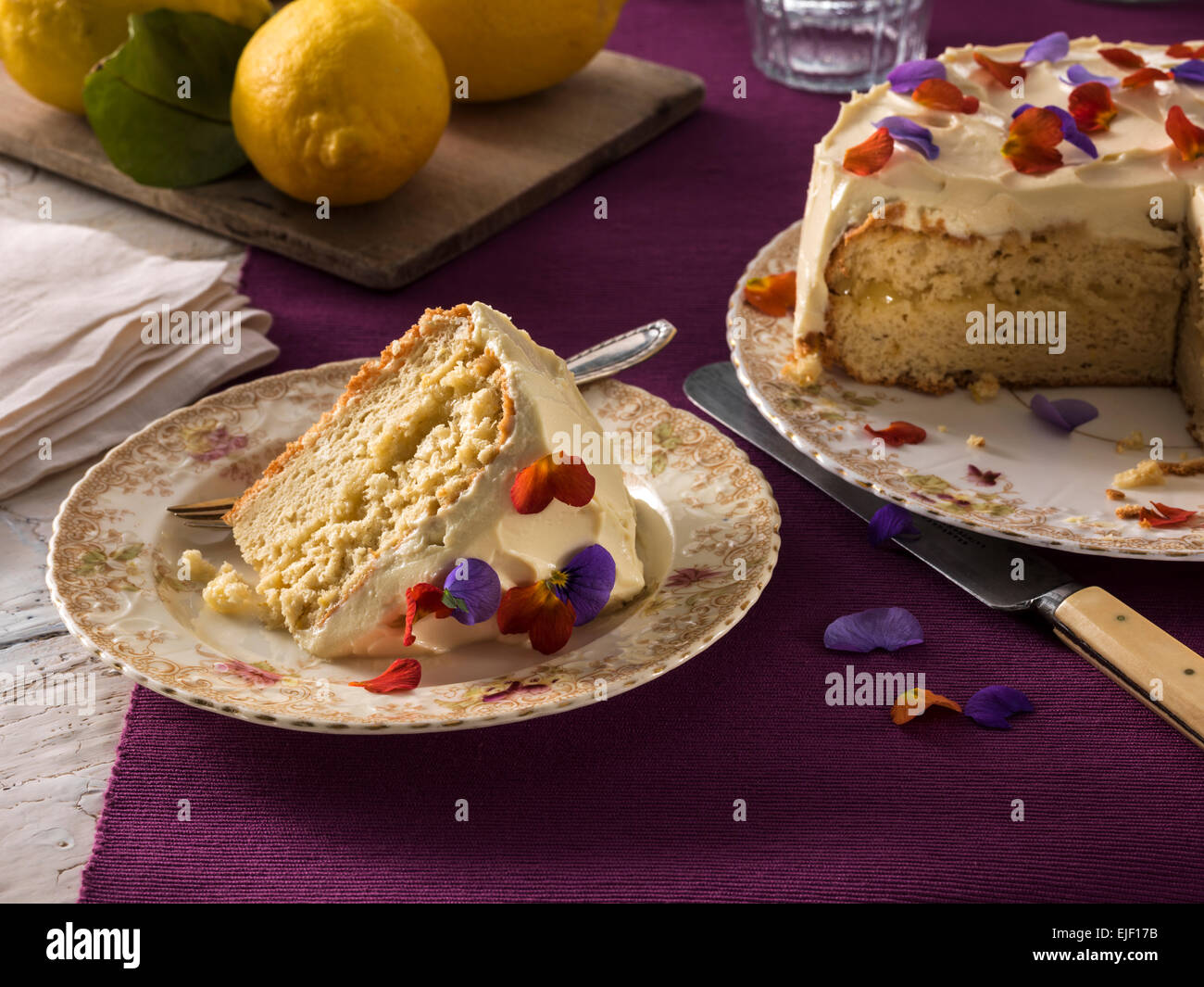 Spring cake hi-res stock photography and images - Alamy