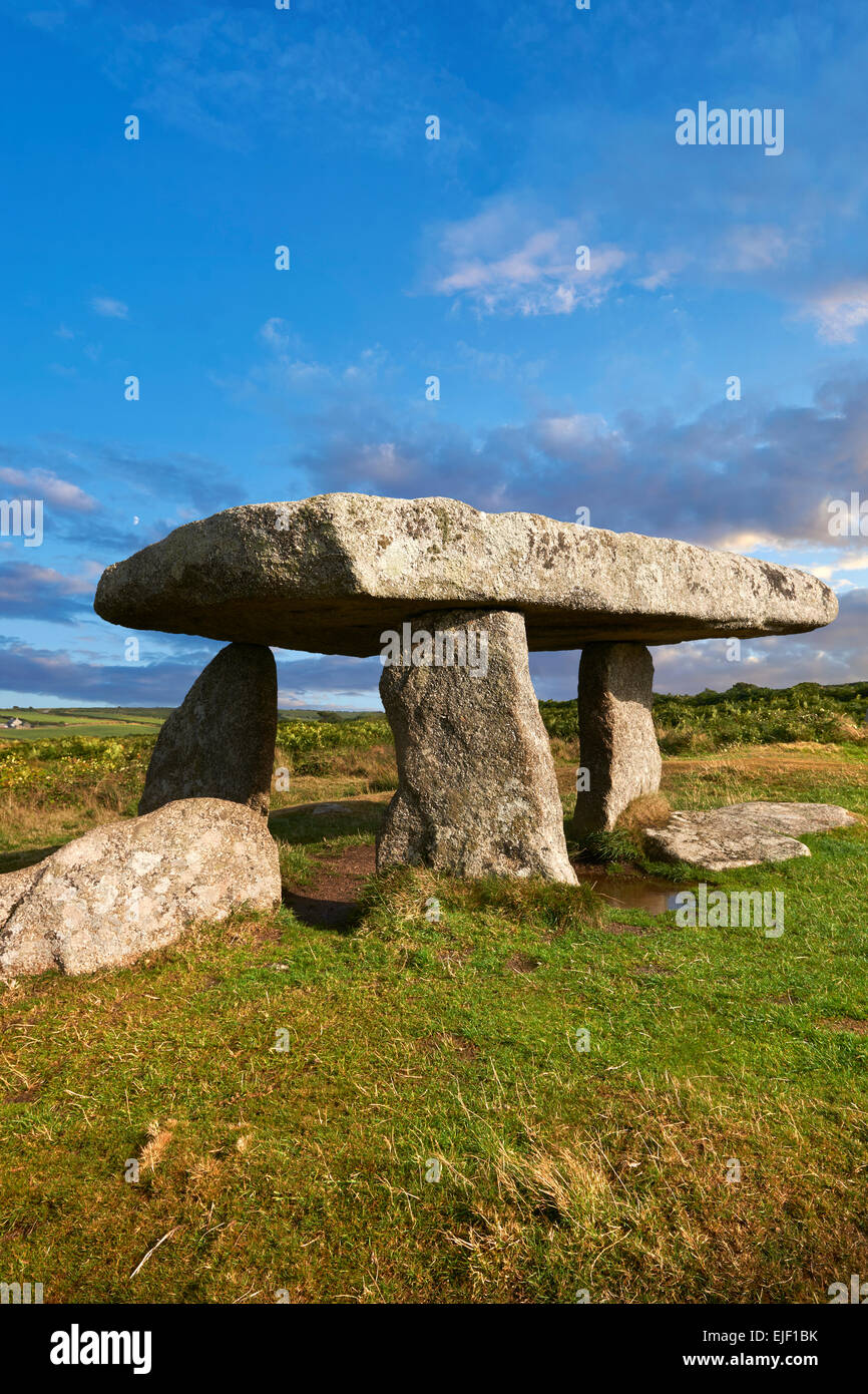 Lanyon Quoit megalithic Neolithic burial dolmen circa 4000 BC, Morvah ...