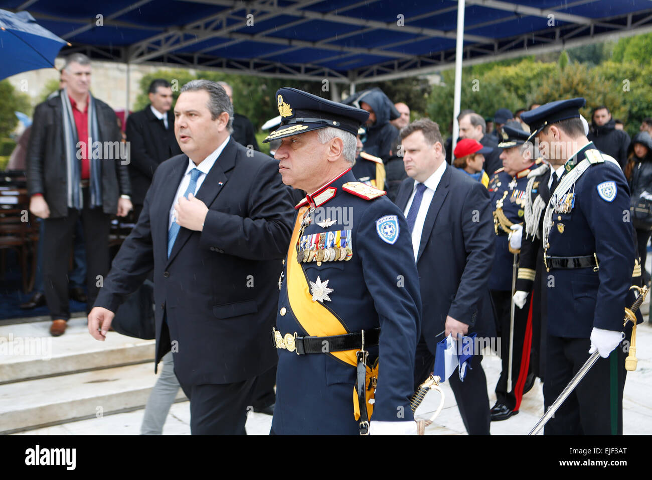 From left to right chief of staff of the defence hi-res stock ...