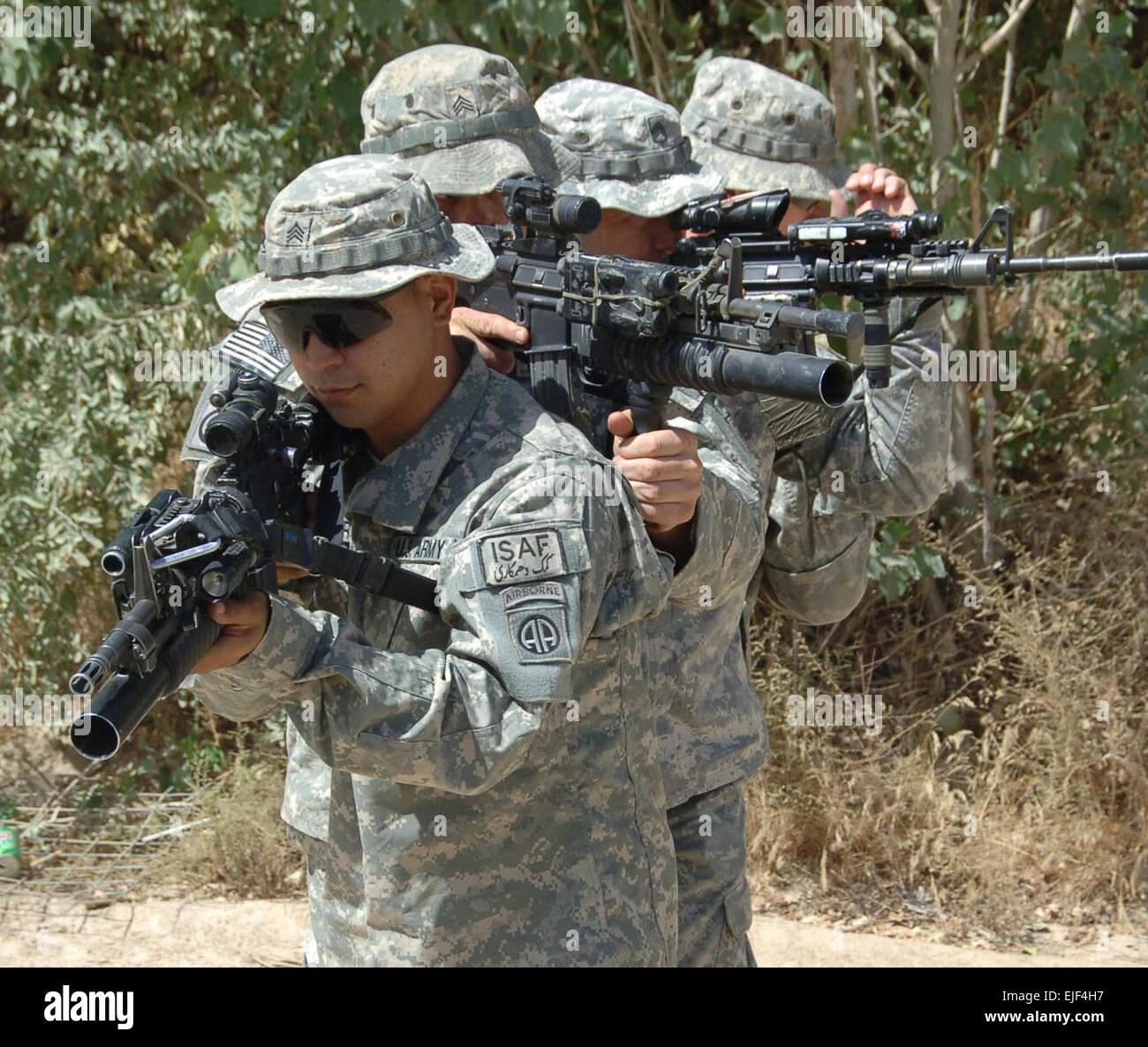 U.S. Army Soldiers from the 2nd Battalion, 508th Parachute Infantry ...