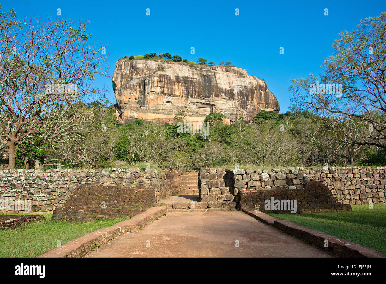 Sigiriya Rock Fortress 5th Centurys Ruined Castle That Is Unesco Listed ...
