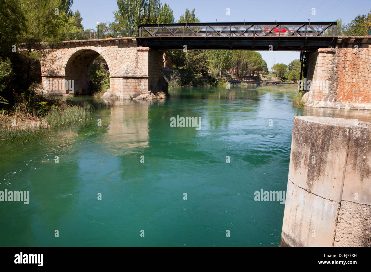 Bolarque iron bridge close to dam hi-res stock photography and images ...