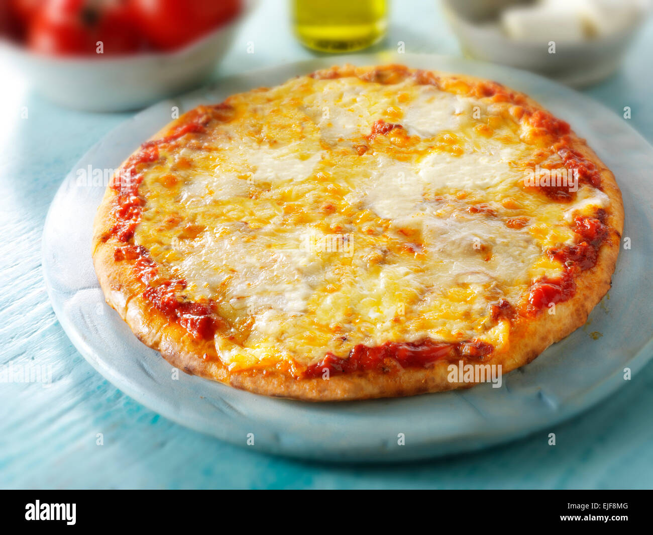 Margarita pizza hi-res stock photography and images - Alamy