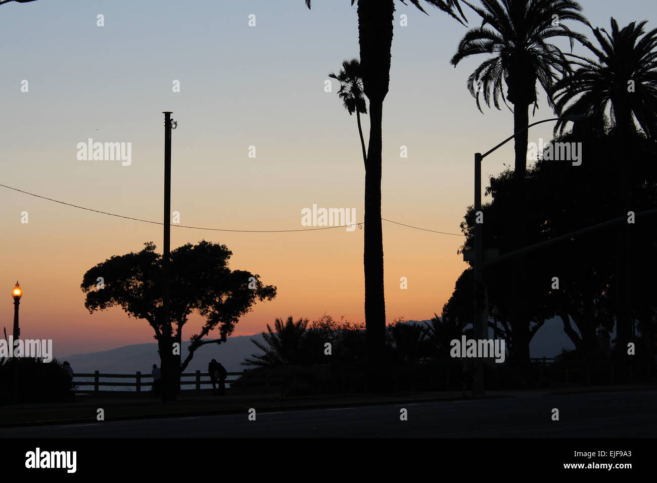 Santa monica mountains los angeles hi-res stock photography and images ...