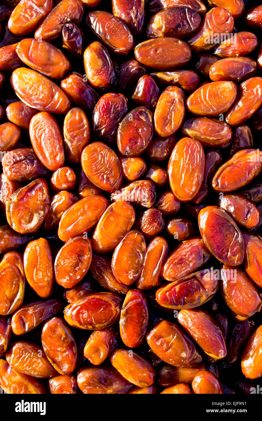A stack of juicy organic dates ready to be sold Stock Photo - Alamy