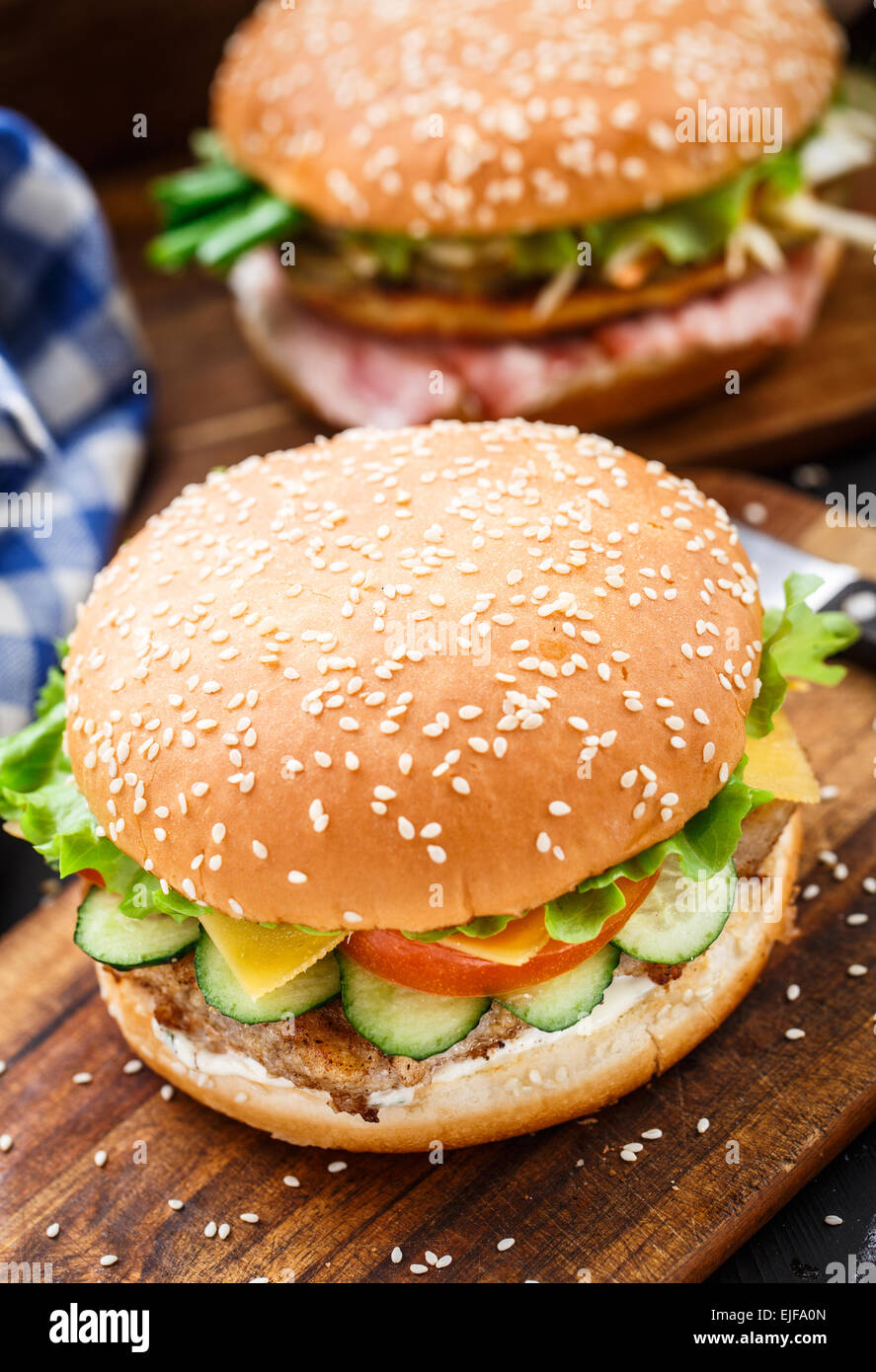 Burger fish hi-res stock photography and images - Alamy