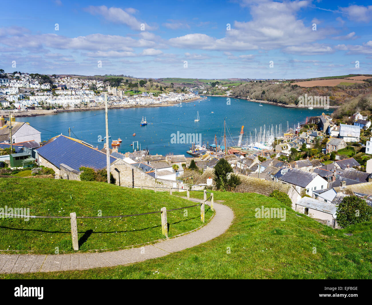 Polruan cornish village cornwall hi-res stock photography and images ...