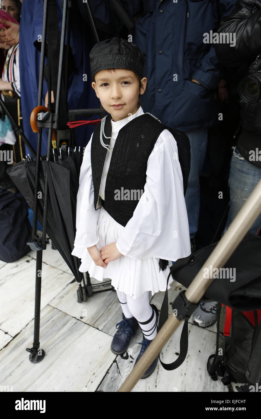 Greek boy traditional dress hi-res stock photography and images - Alamy
