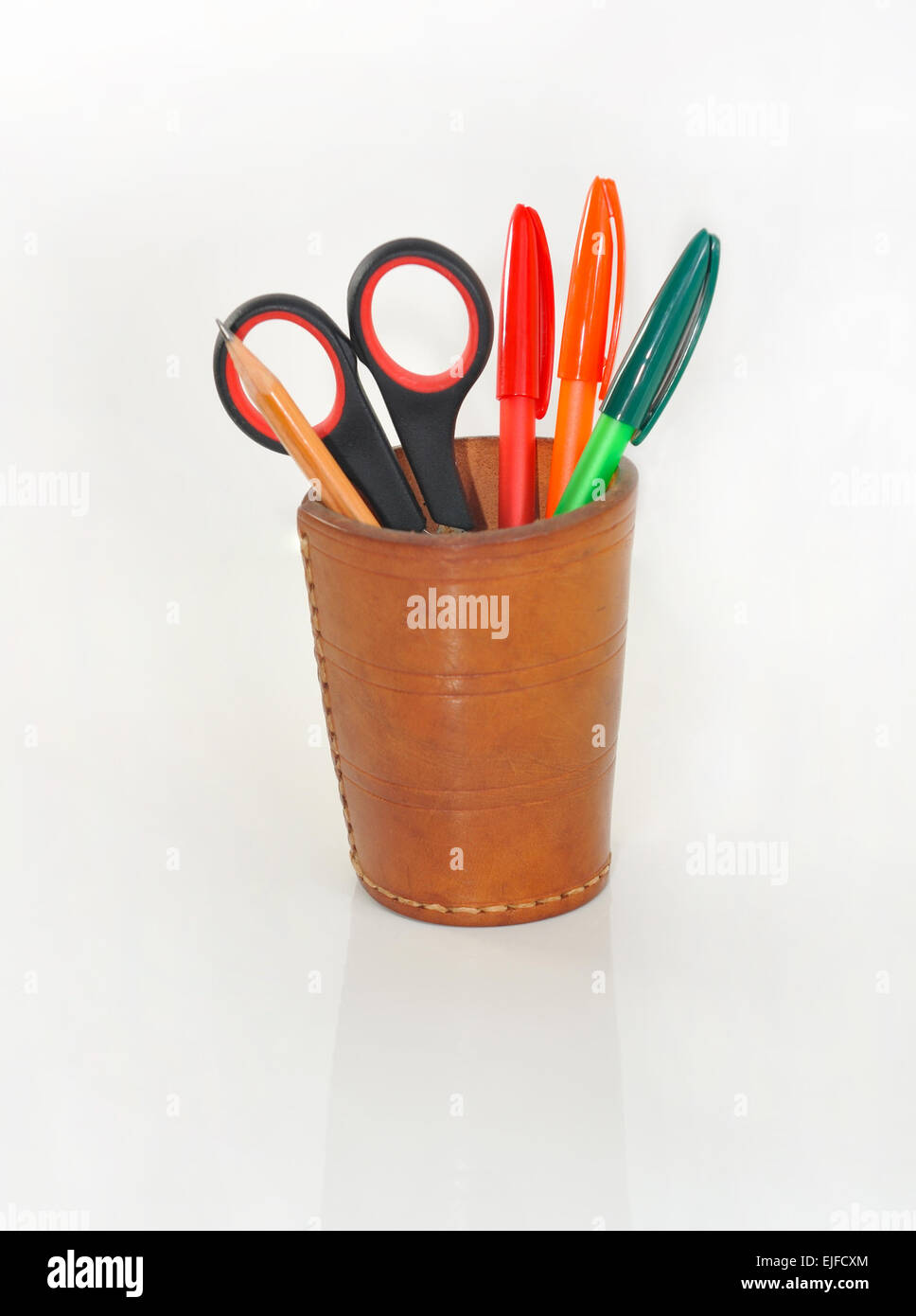 Paper colored pencils scissors hi-res stock photography and images - Alamy