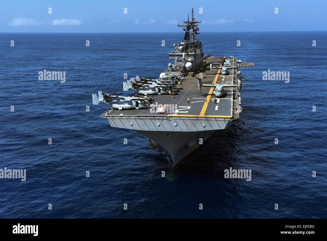 US Navy Wasp-class amphibious assault ship USS Essex underway March 19 ...