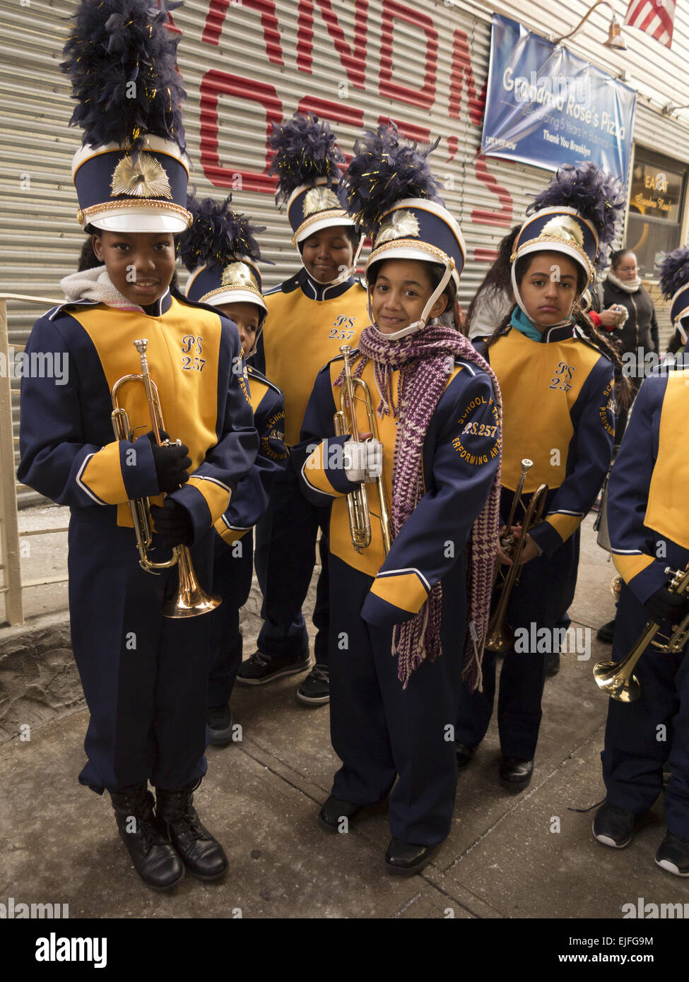 Multi ethnic children hi-res stock photography and images - Alamy