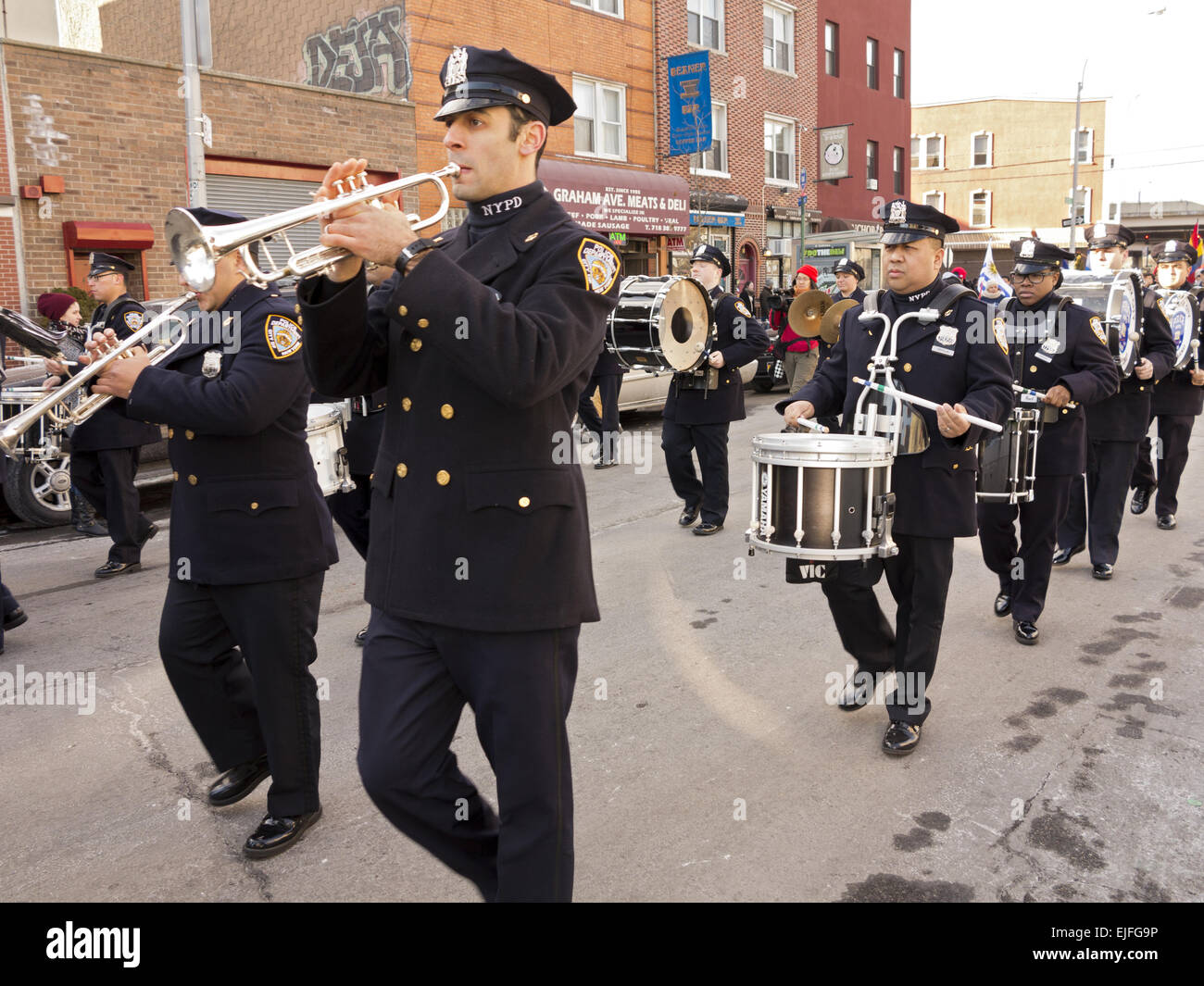 Nypd band hi-res stock photography and images - Alamy
