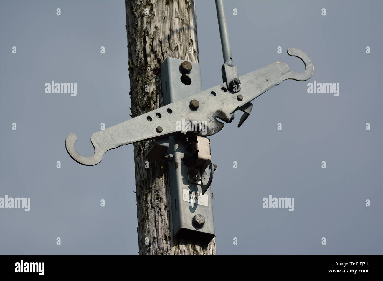 Hook switch pole hi-res stock photography and images - Alamy
