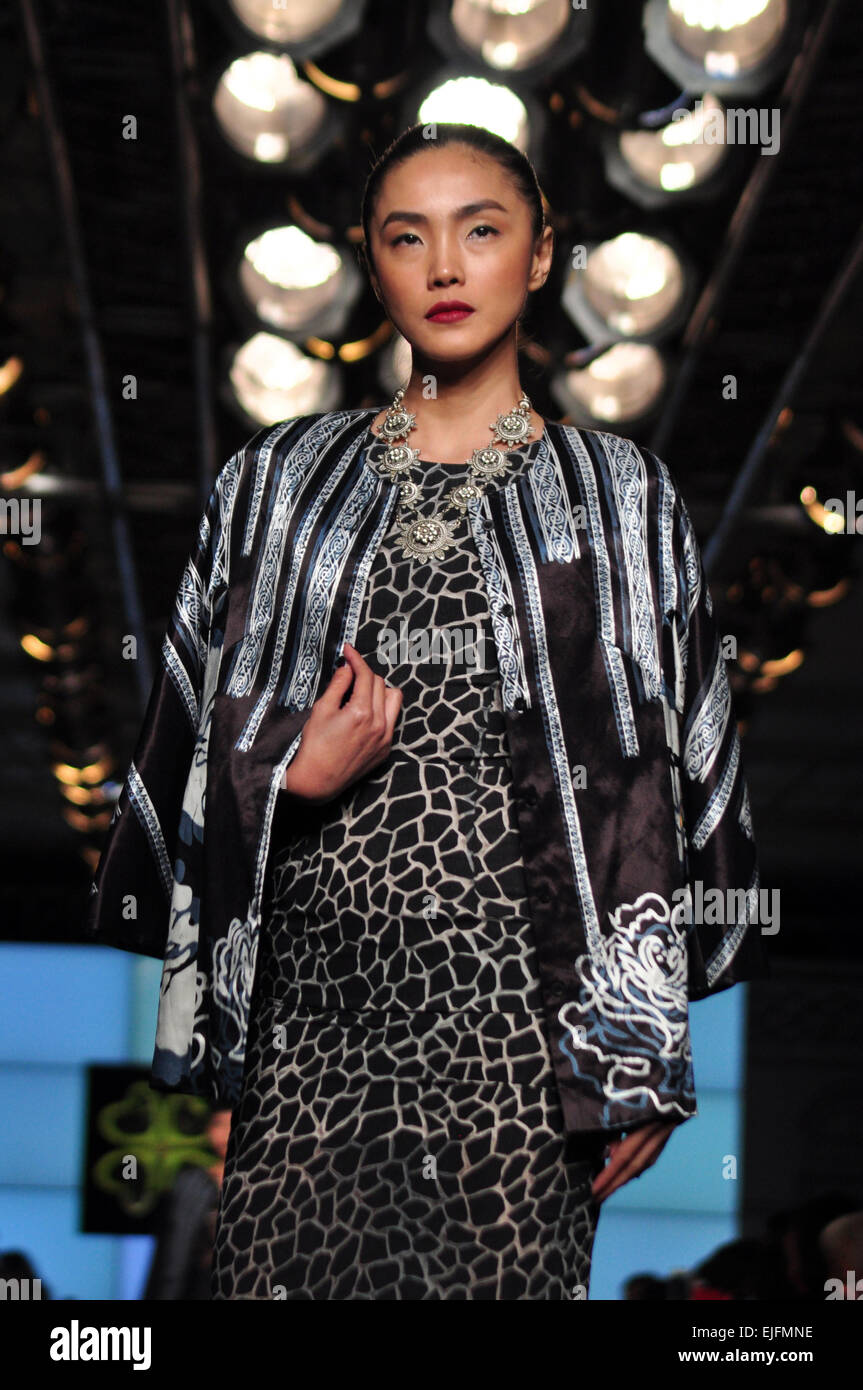 Jakarta, Indonesia. 25th March, 2015. A model walks the runway at the ...