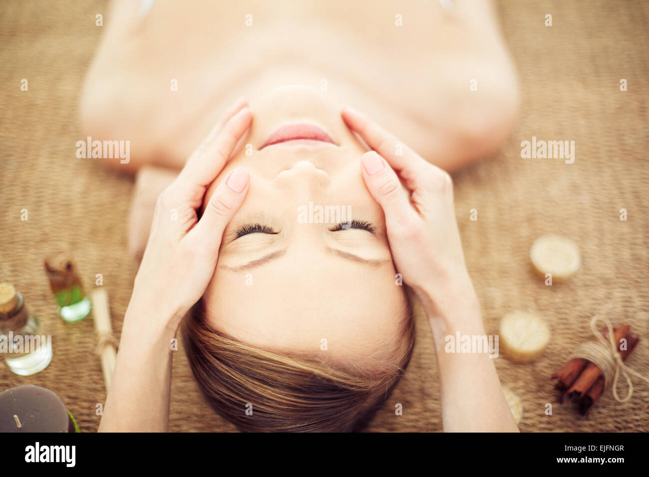 Therapist pampering hi-res stock photography and images - Alamy
