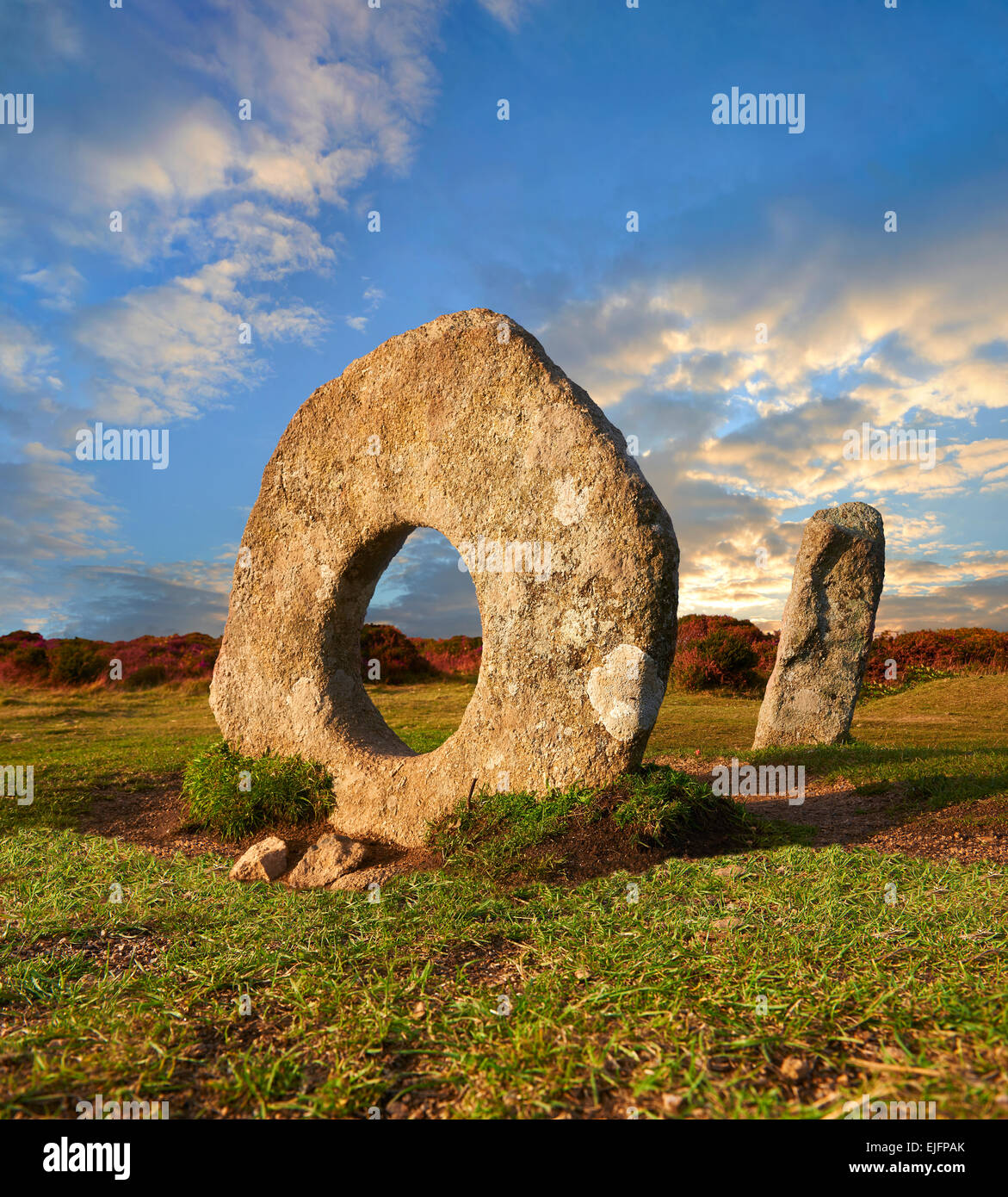 Men An Tol Megalithic Cornwall High Resolution Stock Photography and ...