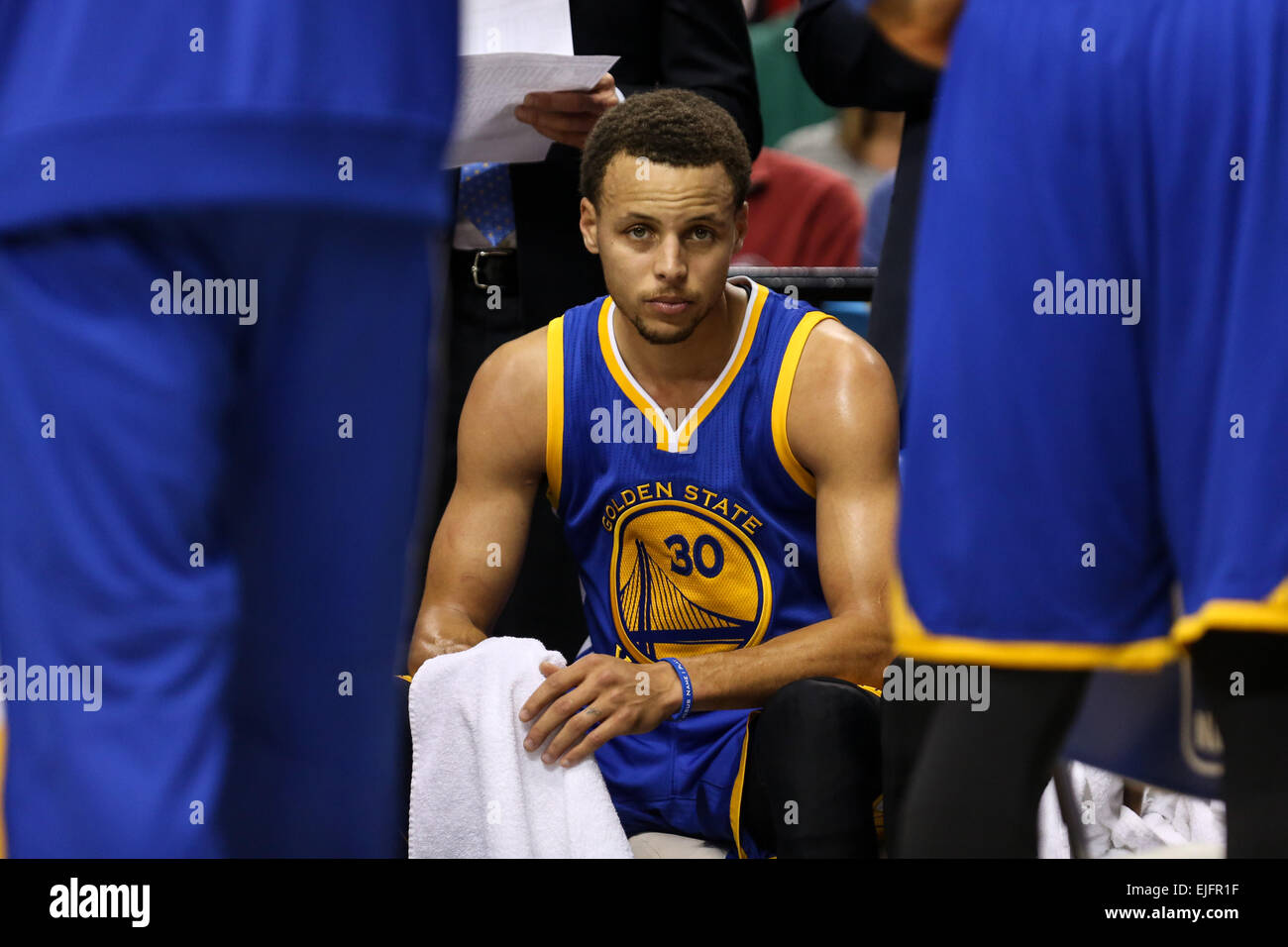 STEPHEN CURRY (30) looks on during a timeout. The Portland Trail ...