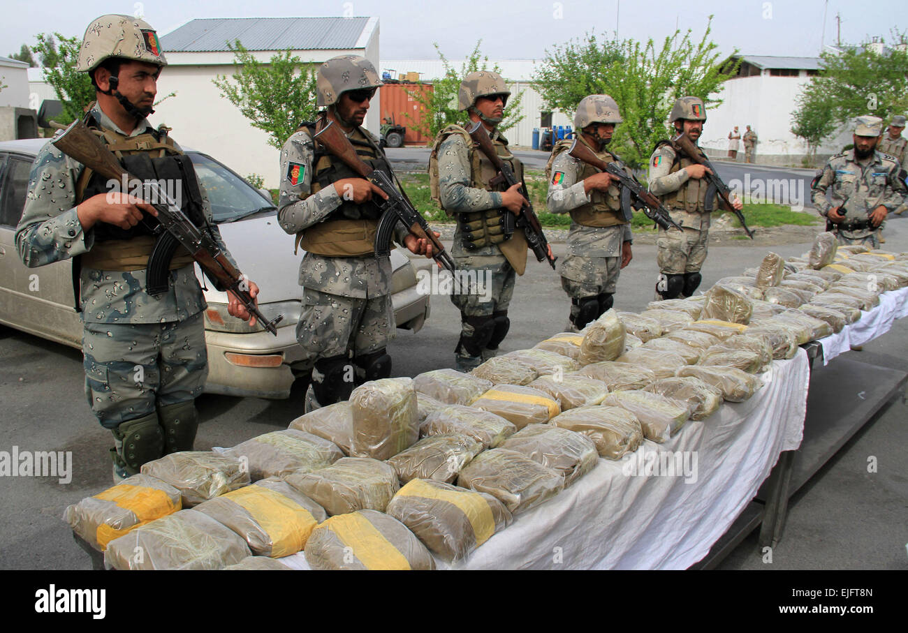 Hashish afghanistan hi-res stock photography and images - Alamy