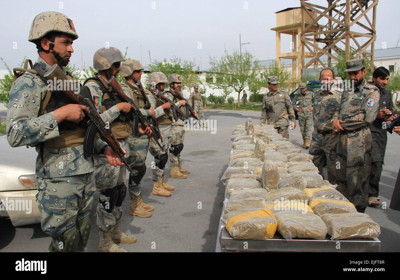 Hashish afghanistan hi-res stock photography and images - Alamy