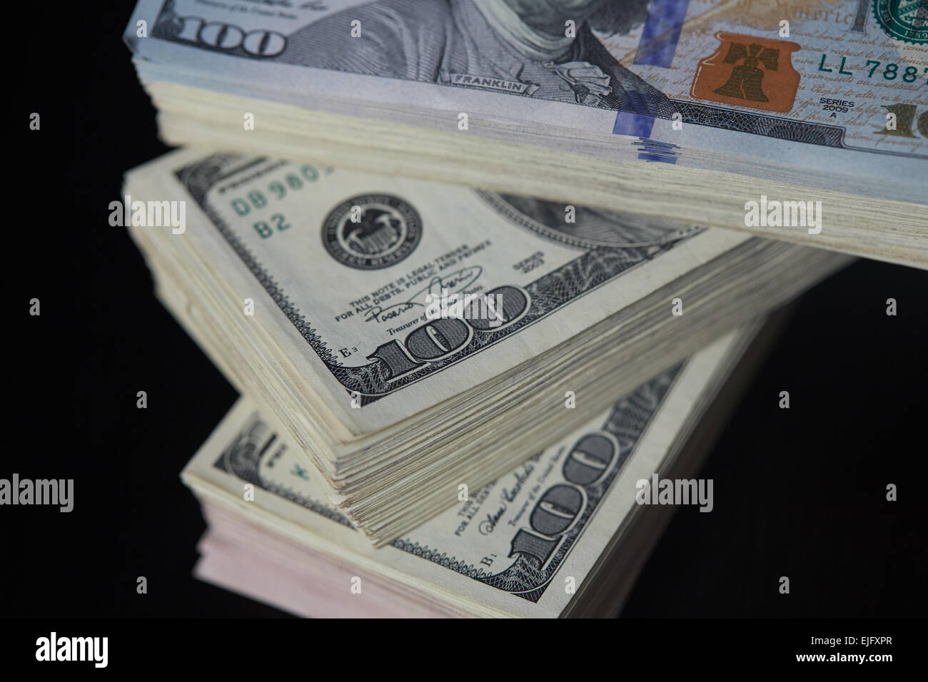 Money bundle stack hi-res stock photography and images - Alamy