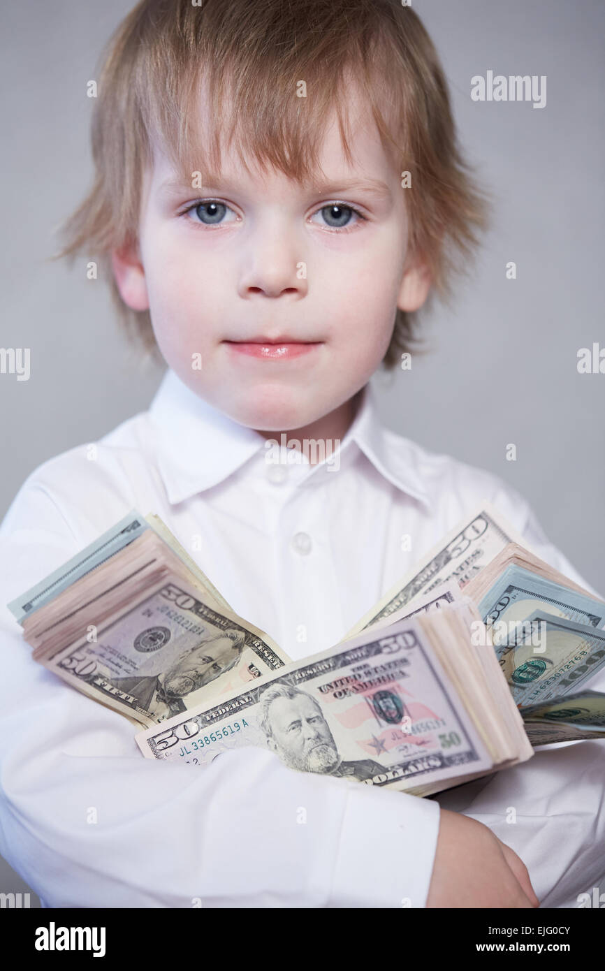 money in children's hands Stock Photo - Alamy