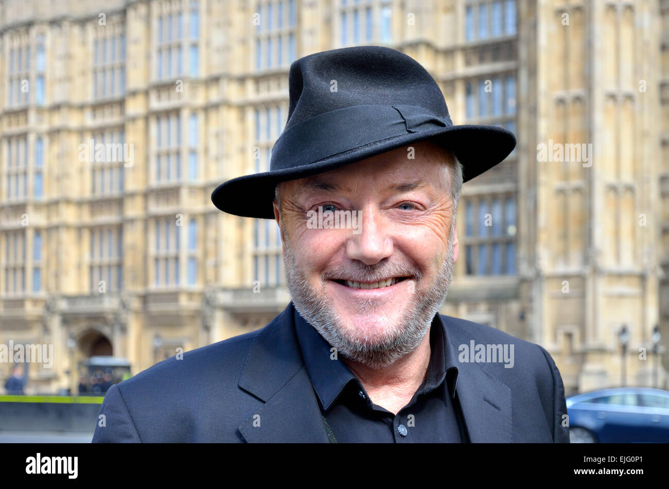 Man wearing party hat hi-res stock photography and images - Alamy