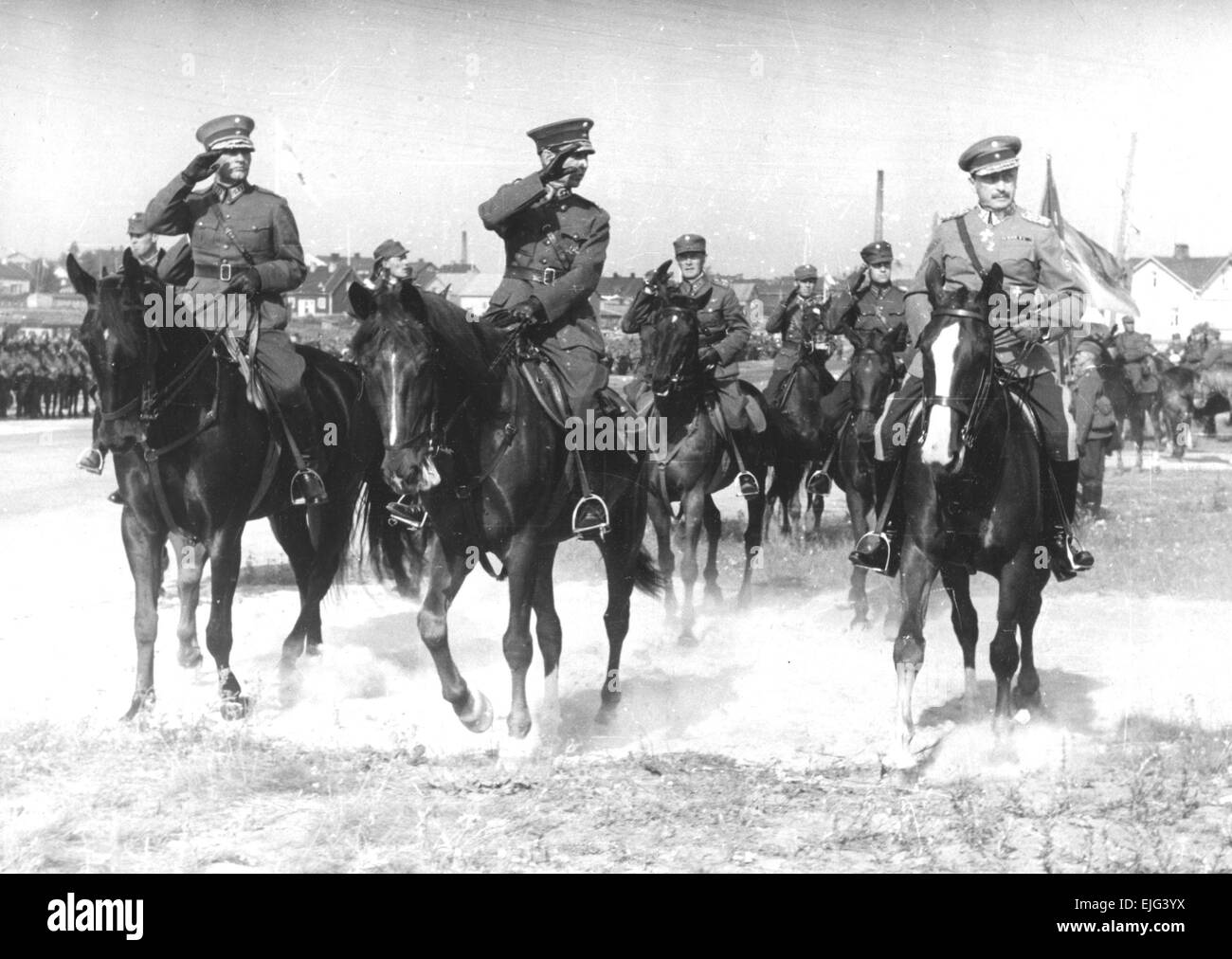 CARL MANNERHEIM (1867-1951) Finnish Field Marshal at right with General ...