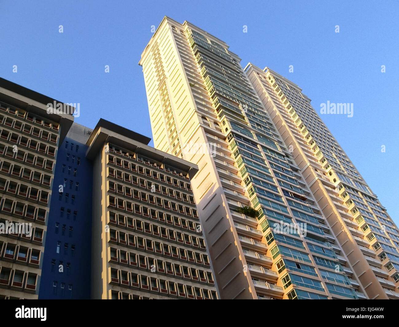 Majestic concrete arch hi-res stock photography and images - Alamy