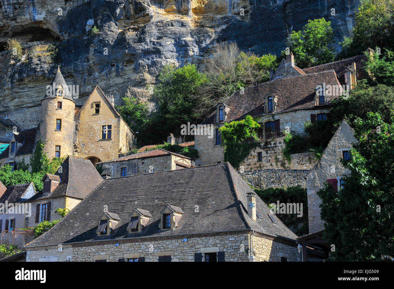 La Rogue Gageac Dordogne Aquitaine France Europe Stock Photo - Alamy