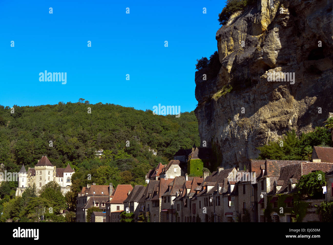 La Rogue Gageac Dordogne Aquitaine France Europe Stock Photo - Alamy