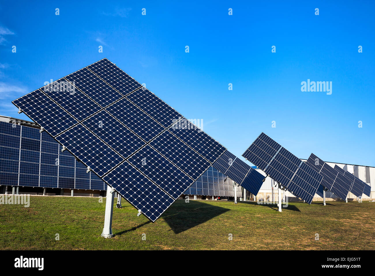 Solar panel symbol hi-res stock photography and images - Alamy