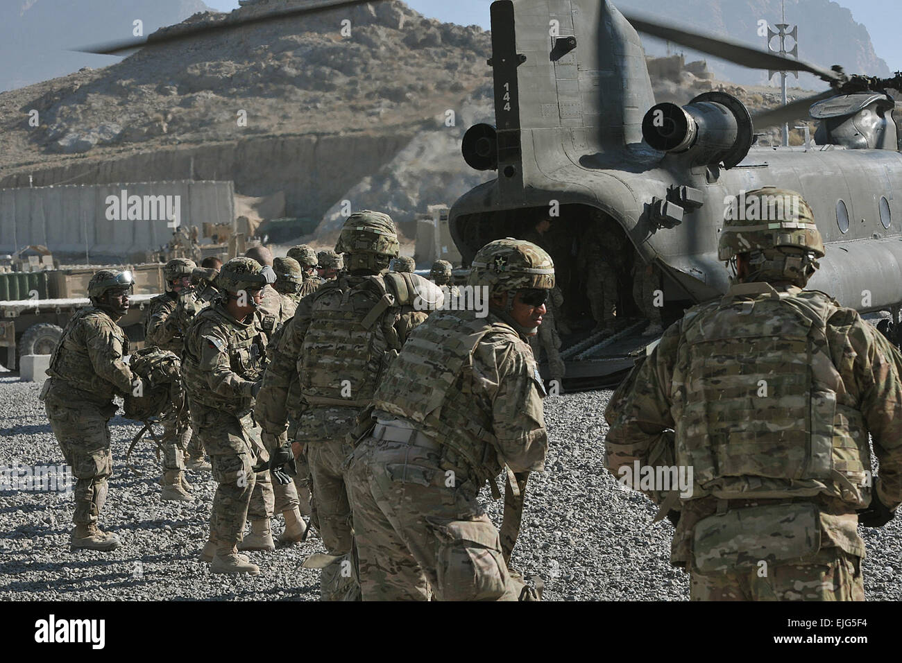 Soldiers of the 4th Stryker Brigade Combat Team, 2nd Infantry Division ...