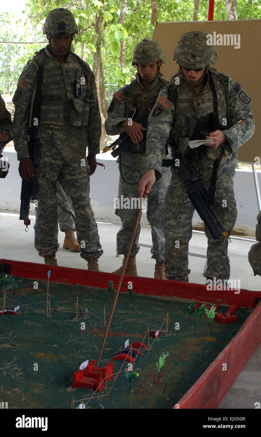 Hawaii a soldier from the 57th military police company hi-res stock ...