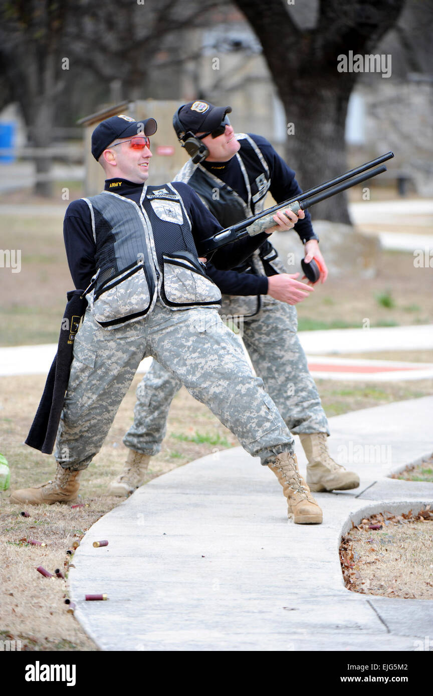 Shotgun targets hi-res stock photography and images - Alamy