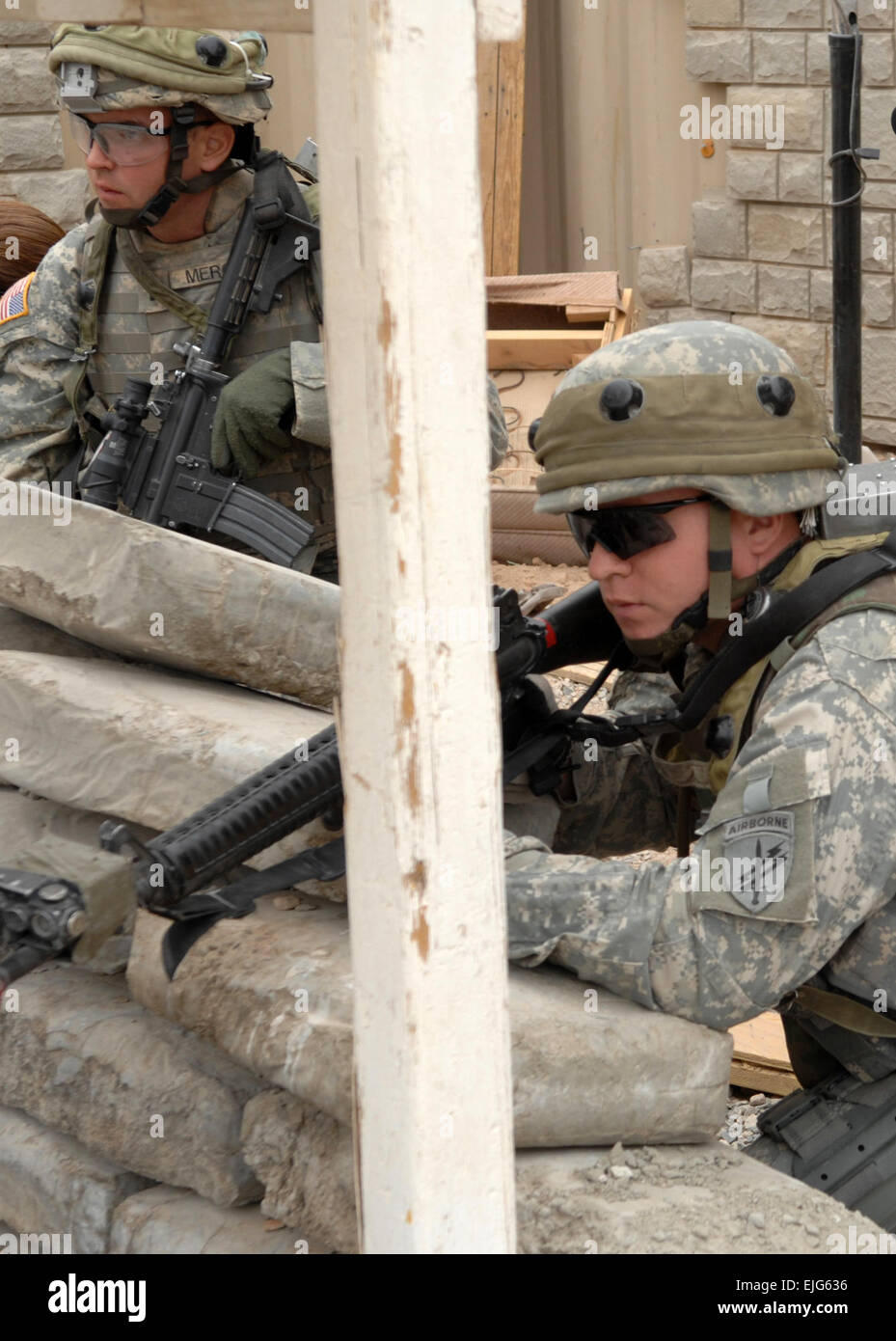 U.S. Army Sfc. Angel Clemons documents Soldiers from 2nd Battalion ...