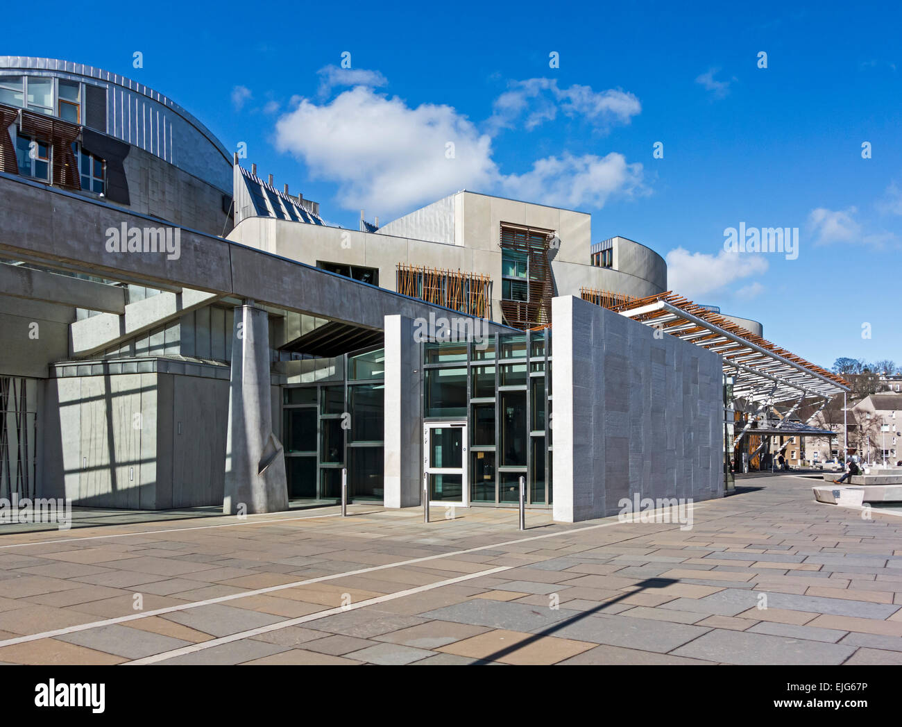 The back of the new external visitor entrance to the Scottish ...