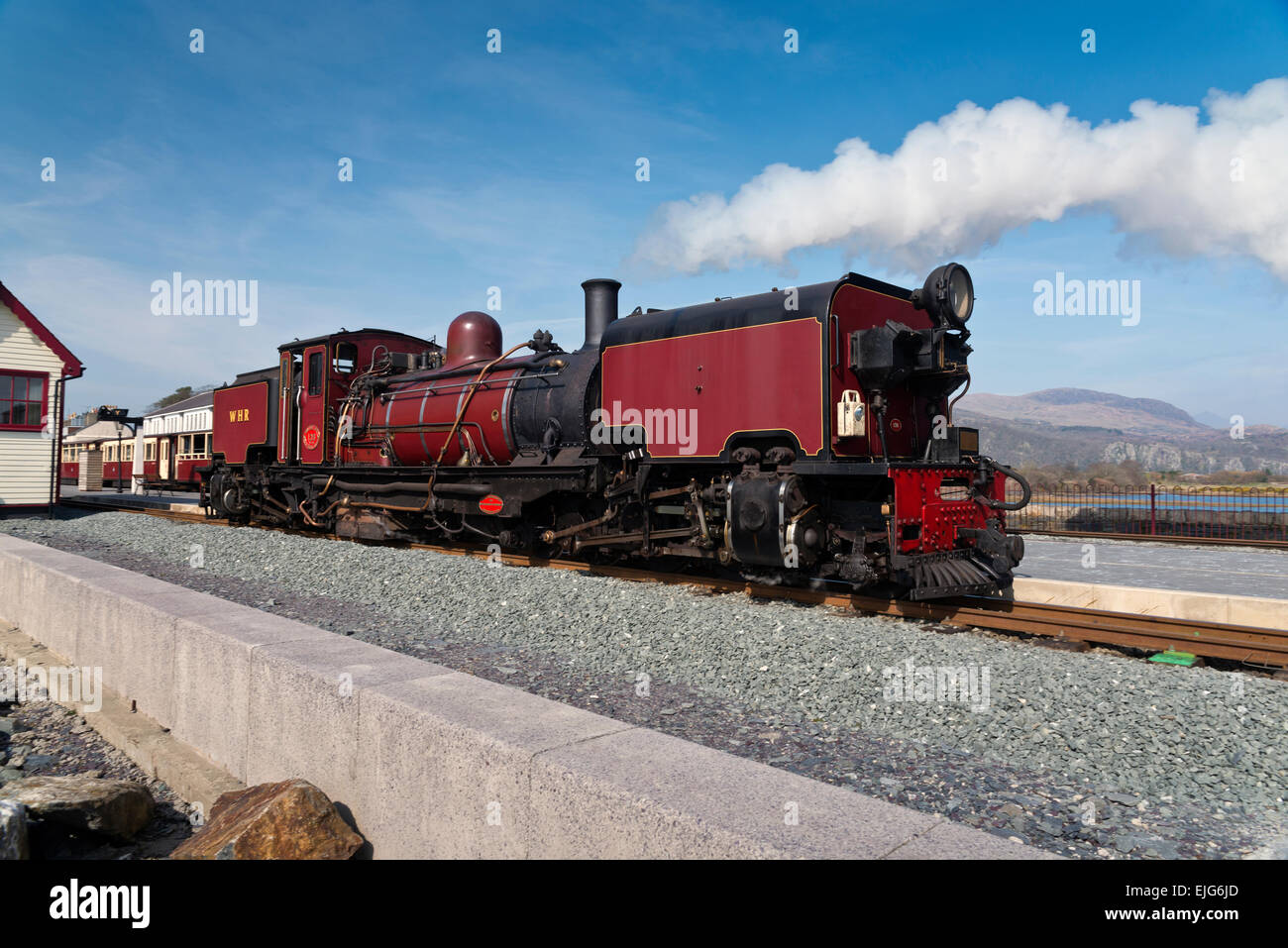 Porthmadog Welsh Highland Railway North Wales Uk on the cob and station Stock Photo - Alamy