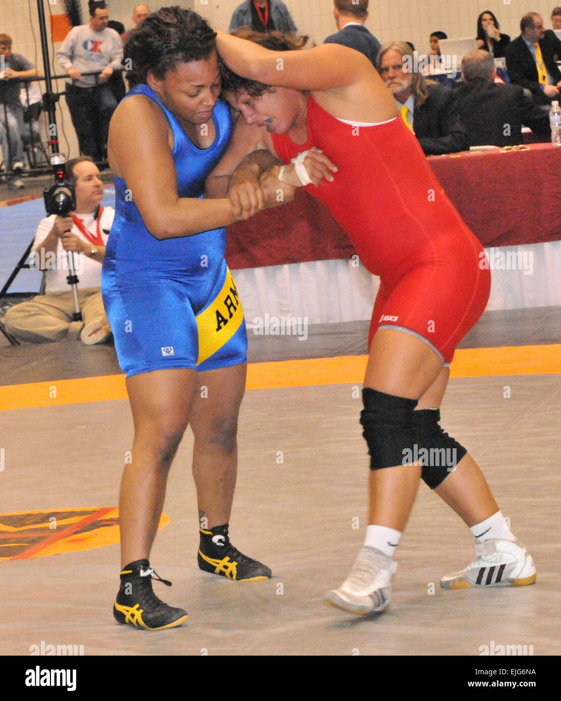 Iris Smith Wrestles Venezuelan Walt Johnson February 20, 2008 World ...